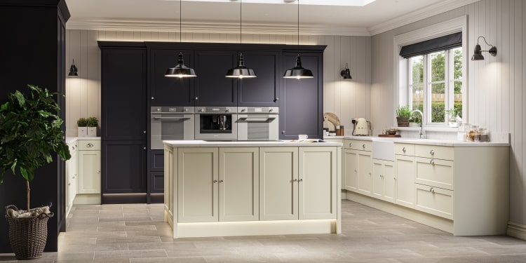 Kitchen Showrooms in Buckinghamshire- Luxury British Kitchens