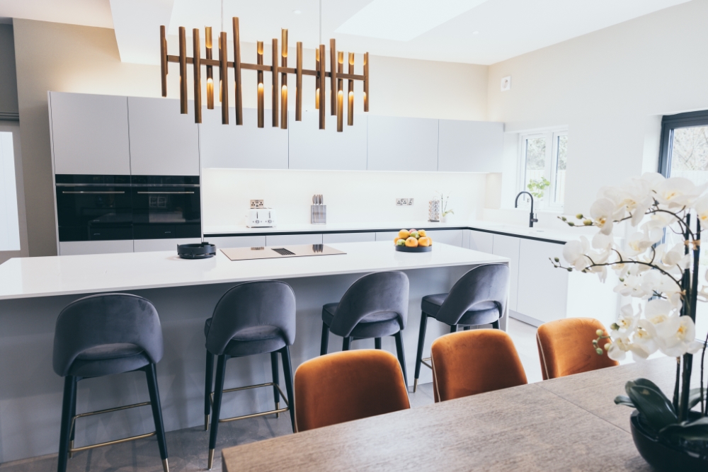 Feature: True Handleless Kitchen In Birmingham